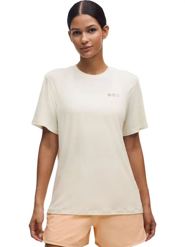 Lululemon Jersey Training Short-sleeve Shirt - Light Ivory