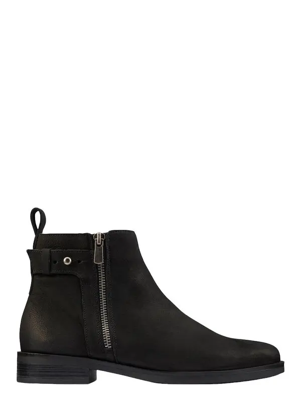 Clarks Memi Lo Nubuck Boot - Black