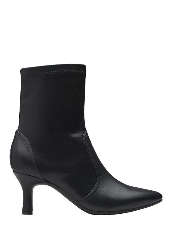 Clarks Kataleyna Bay Leather Ankle Boots - Black