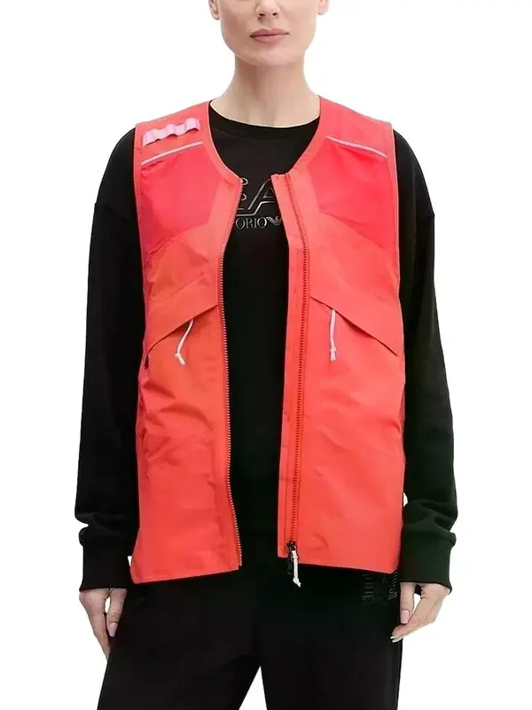 PEAK PERFORMANCE Panelled Gilet - Red