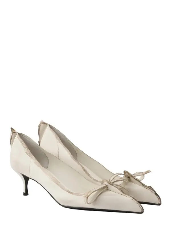 Prada Leather Pumps - Neutral