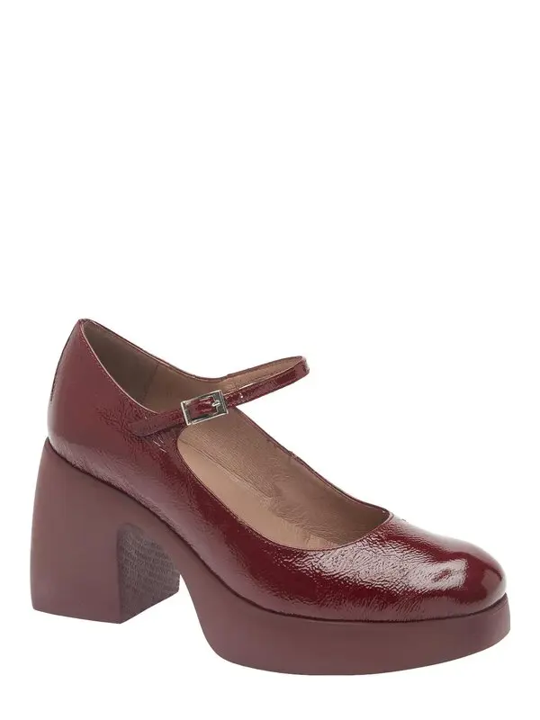 WONDERS Mary Jane Platform Pumps - Lack Vino