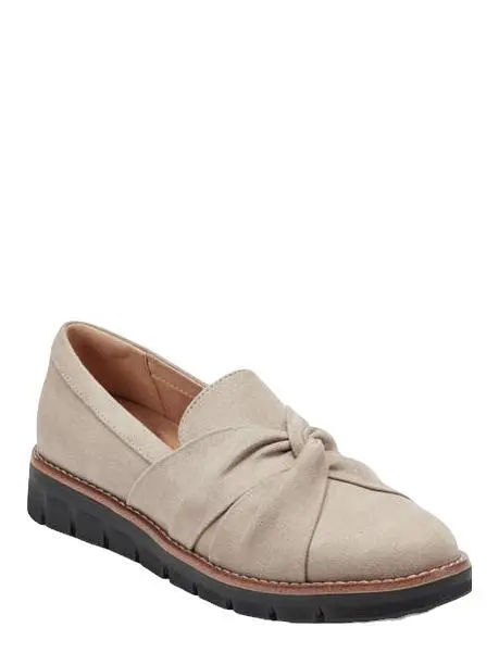 Easy Spirit Vitalia Loafer - Taupe