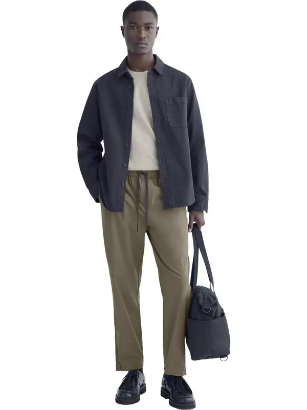 Everlane Transit Recycled Nylon Jogger - Deep Taupe