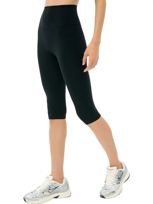 Splits59 Airweight High Waist 16" Capri Legging - Black