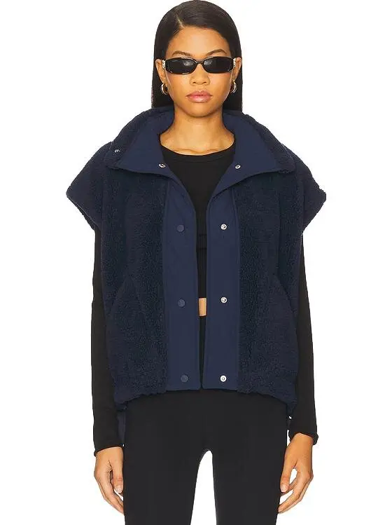 Free People Scout It Out Vest - Navy