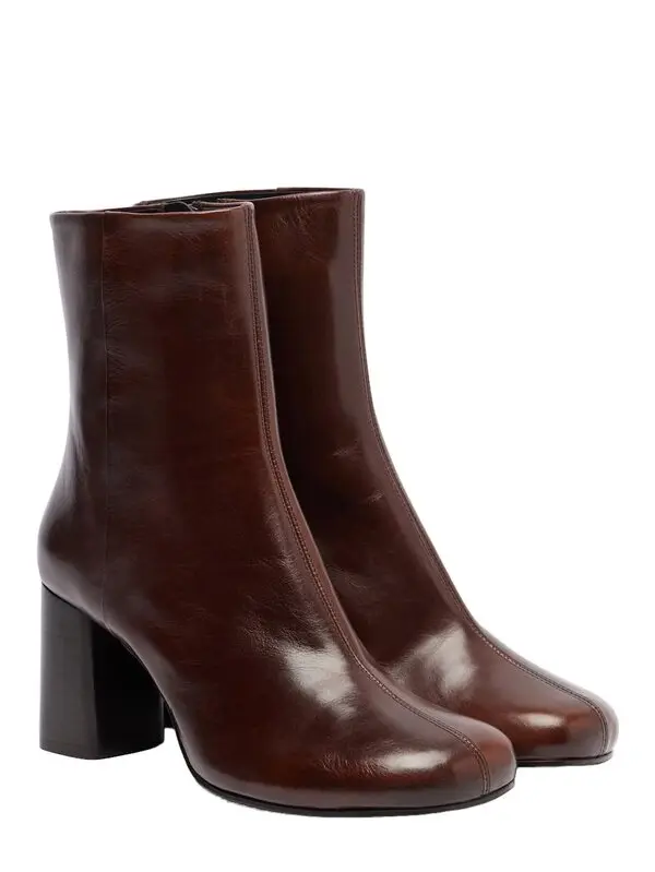 LEMAIRE Anatomic 80 Leather Ankle Boots - Brown