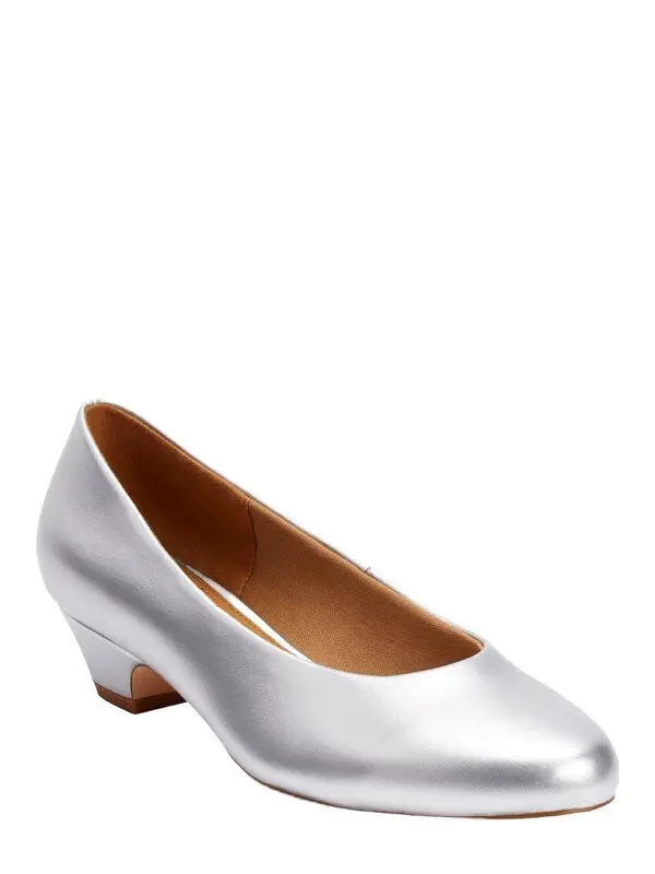 COMFORTVIEW Vida Leather-like Slip-on Block Heel Pump - Silver