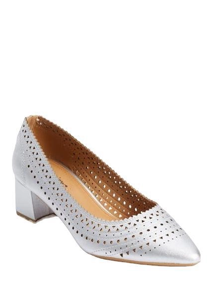 COMFORTVIEW The Knightly Slip-on Pump With Cutout Detailing - Silver