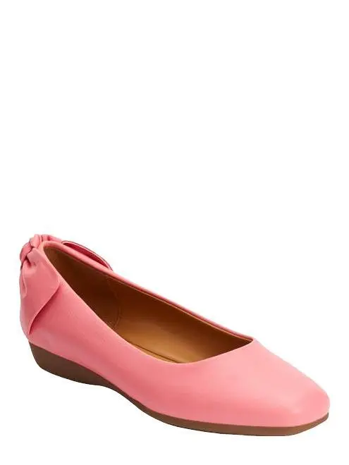 COMFORTVIEW The Delia Slip-on Flat - Salmon Rose