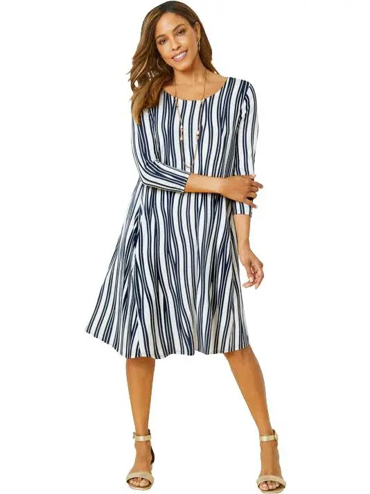 JESSICA LONDON Stretch Knit T-shirt Dress With Three-quarter Sleeves - White Navy Stripe