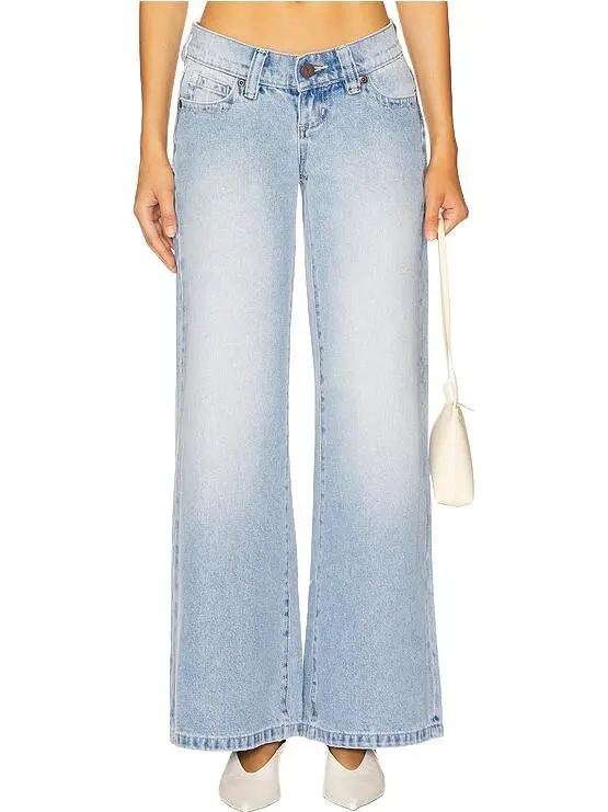Abrand Denim 00 Wide Leg Jeans - Kaia Worn