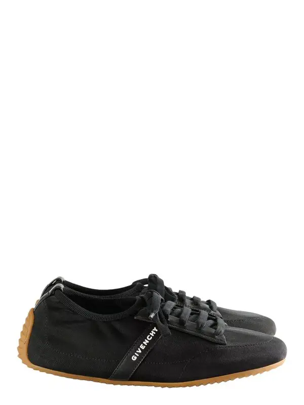 Givenchy Slim Lace-up Sneakers - Black