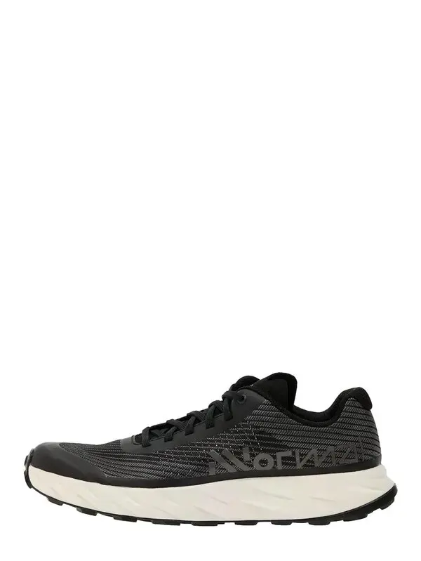 NNORMAL Textured Sneakers - Black