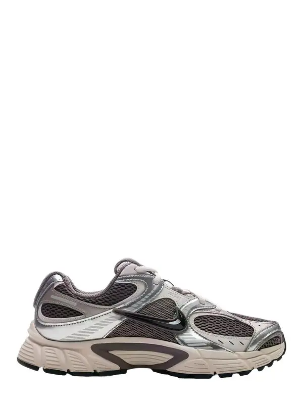 Nike V5 Rnr Sneakers - Grey