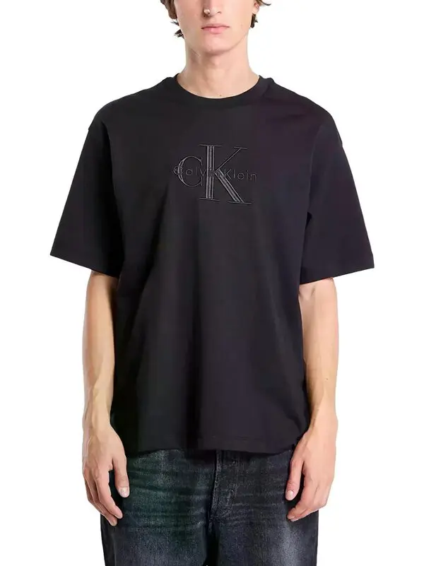 Calvin Klein Embroidered-logo T-shirt - Black