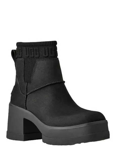 UGG Moxy Water-resistant Chelsea Boot - Black