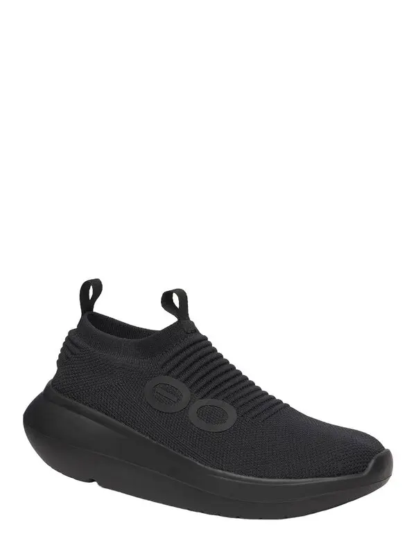 OOFOS Oomy Zen Slip-on Sneaker - Black
