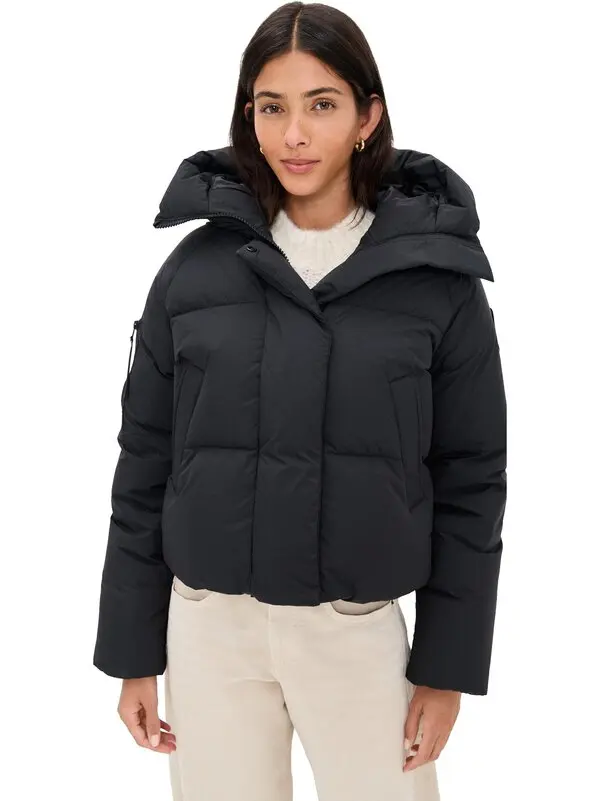 Canada Goose Chilliwack Puffer Jacket - Black