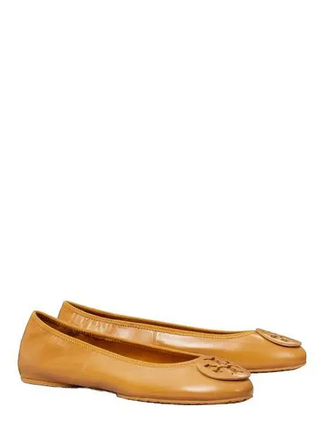 Tory Burch Reva Travel Ballet Flat - Walnut/walnut