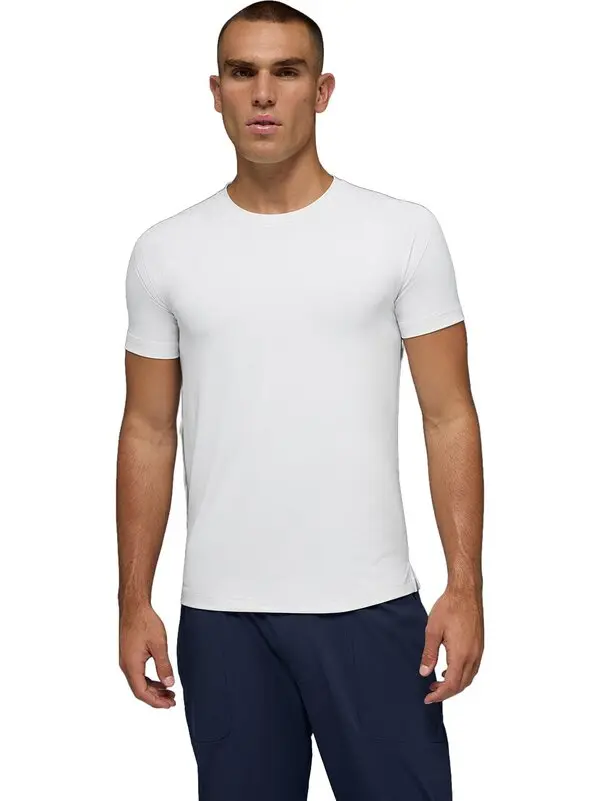 Alo Yoga Idol Crewneck Short Sleeve Top - White