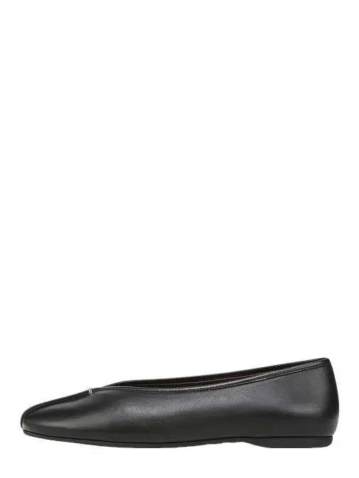 Vince Ori Leather Ballet Flat - Black
