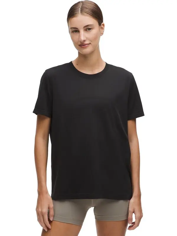 Lululemon Relaxed Short-sleeve Shirt - Black/black