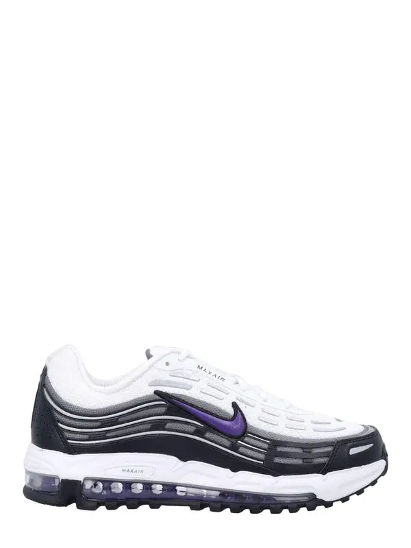 Nike Athletic Sneakers - Violet