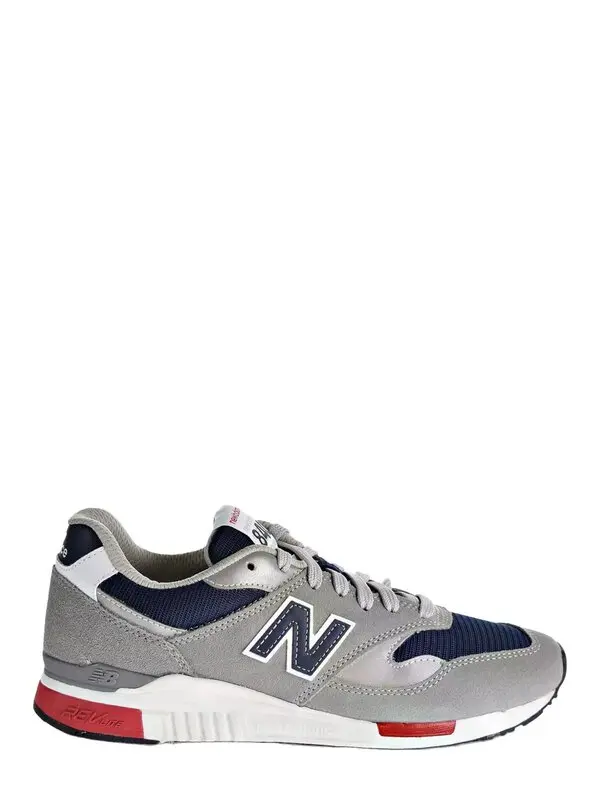 NEW BALANCE 840 Suede Trainers - Grey