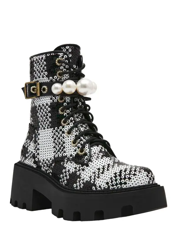 Betsey Johnson Jonnie Lug Sole Boot - Black/white Plaid