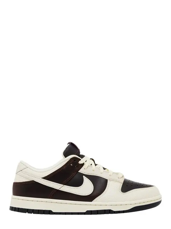 Nike Dunk Low Retro Sneakers - Brown