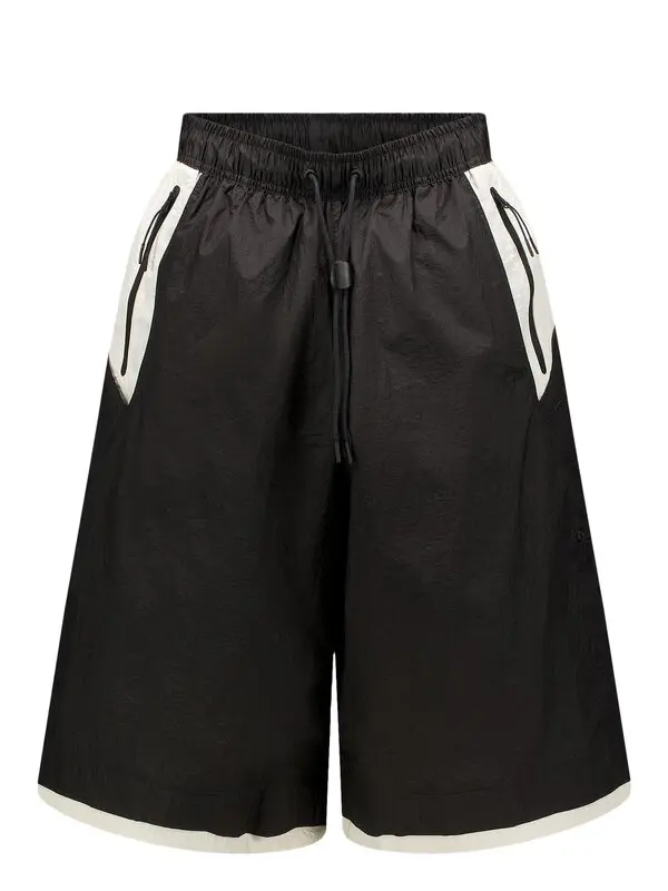 Nike Tech Woven Oversized Shorts - Black