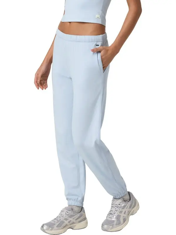 Vuori Halo Modern Sweatpant - Soft Sky Heather