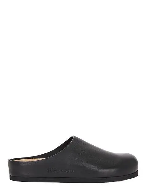 COMMON PROJECTS Leather Clog - Black