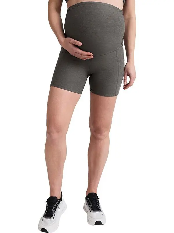 Beyond Yoga Spacedye Keep Pace Maternity Biker Shorts With Pockets - True Gray