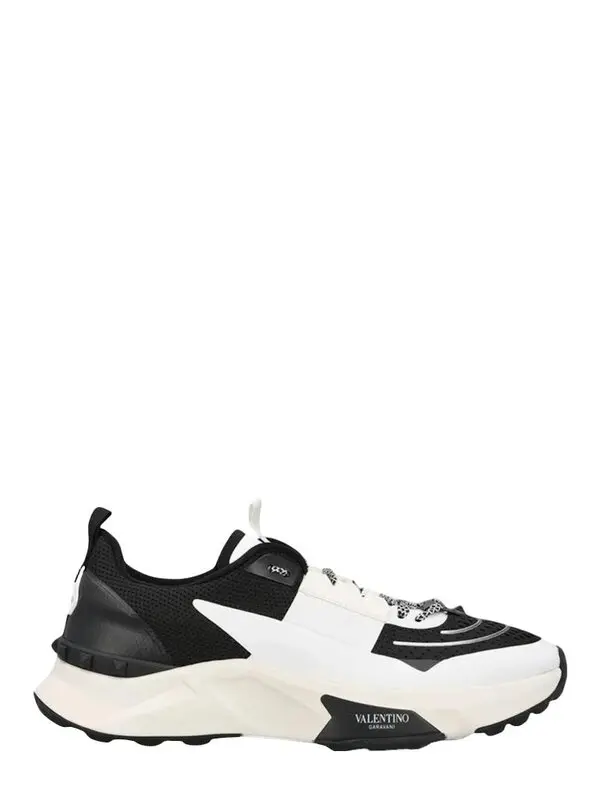 Valentino Garavani True Act Lace-up Sneakers - Black