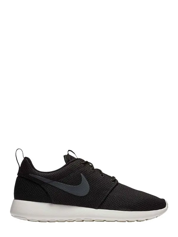 Nike Roshe One - Black