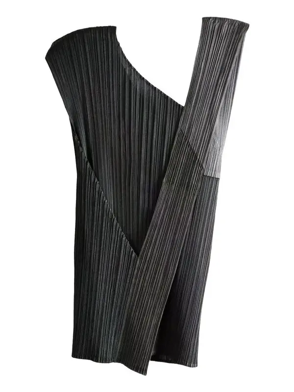 Issey Miyake Pointe Pleated Asymmetric Top - Black