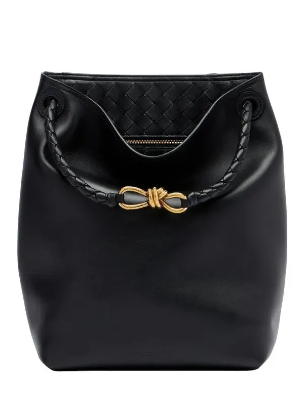 Bottega Veneta Andiamo Small Leather Bucket Bag - Black