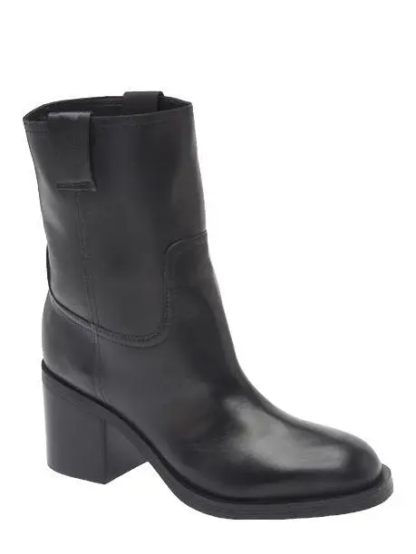 Schutz Wyatt Leather Bootie - Black