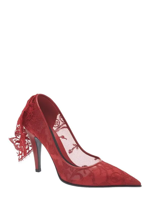 Alexander McQueen Drape Lace Pointed Toe Pump - Crimson