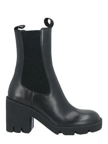 Burberry Ankle Boots - Black