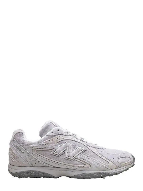 NEW BALANCE 204 Sneakers - Light Grey