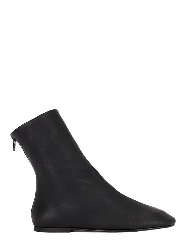 JUDE Floor Boot - Black