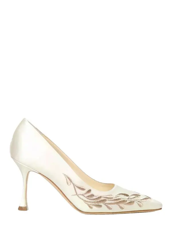Manolo Blahnik Embroidered Paisley Pumps - White