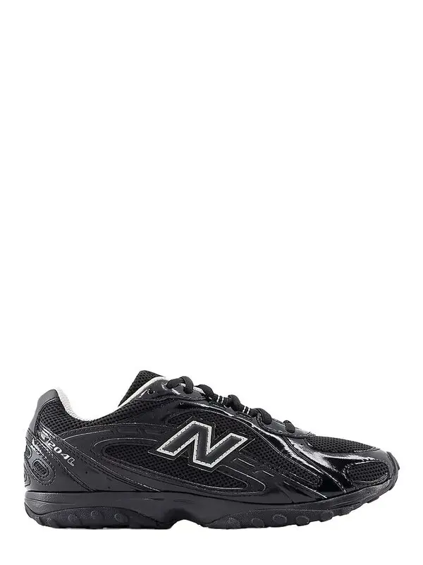 NEW BALANCE Trainers - Black