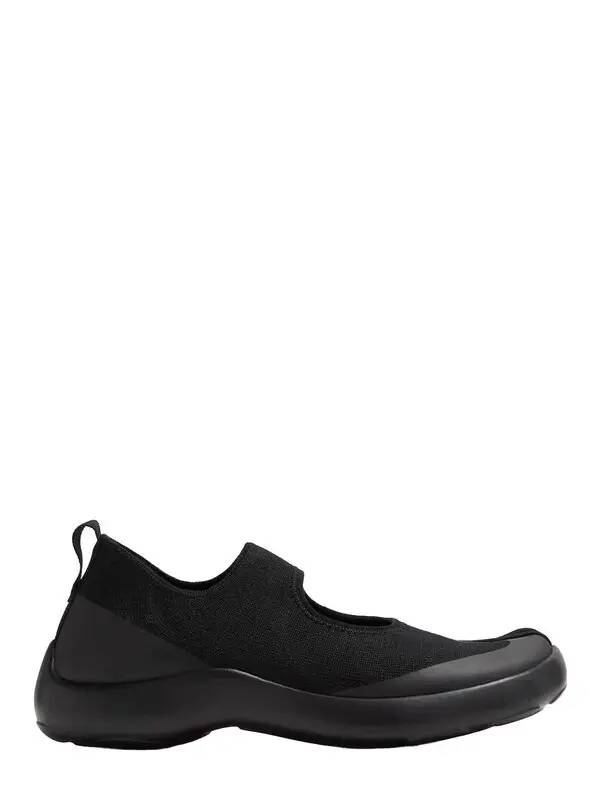 TABI FOOTWEAR Split-toe Sneakers - Black