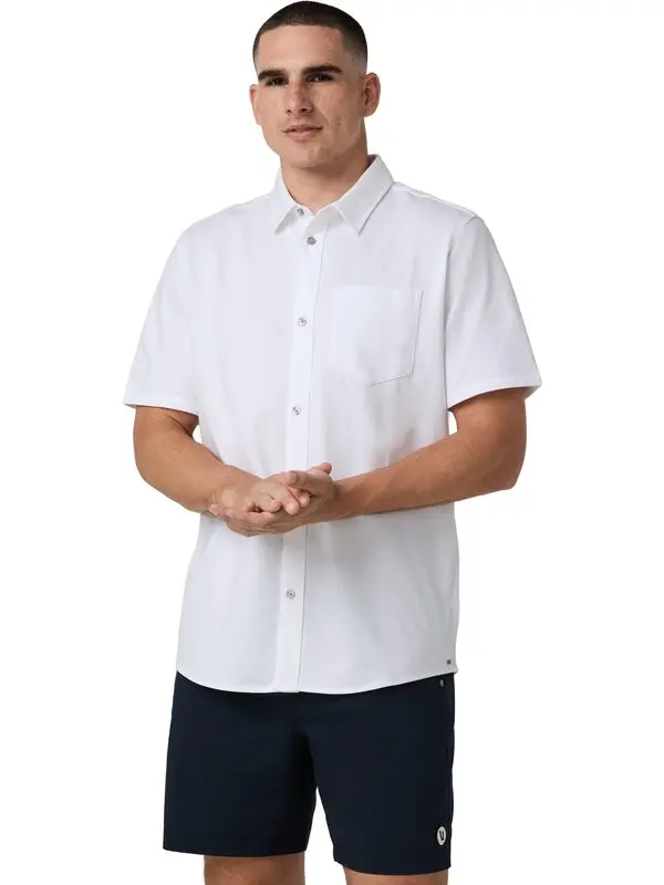 Vuori Short Sleeve Knit Oxford Button Down Classic Fit - White