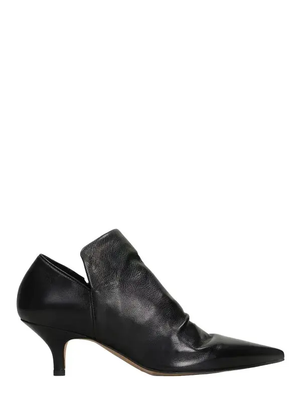 THE SELLER Pointed-toe Ankle Boots - Black