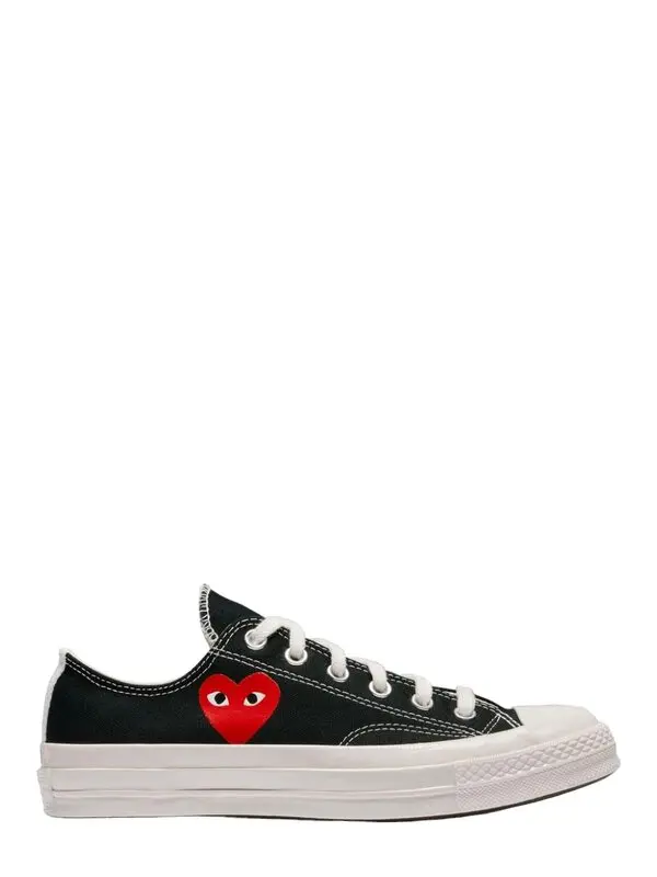 Play Comme Des Garcon Chuck Taylor Heart Motif Sneakers - Black